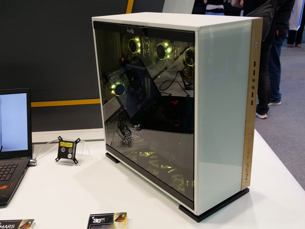 Computex: In Win unleashes robot case, other new products feature wood ...