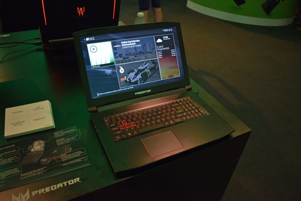 Up close and personal with Acer’s new Predator 21X laptop, curved ...