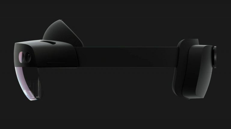 Microsoft’s HoloLens 2 augmented reality headset is finally shipping ...