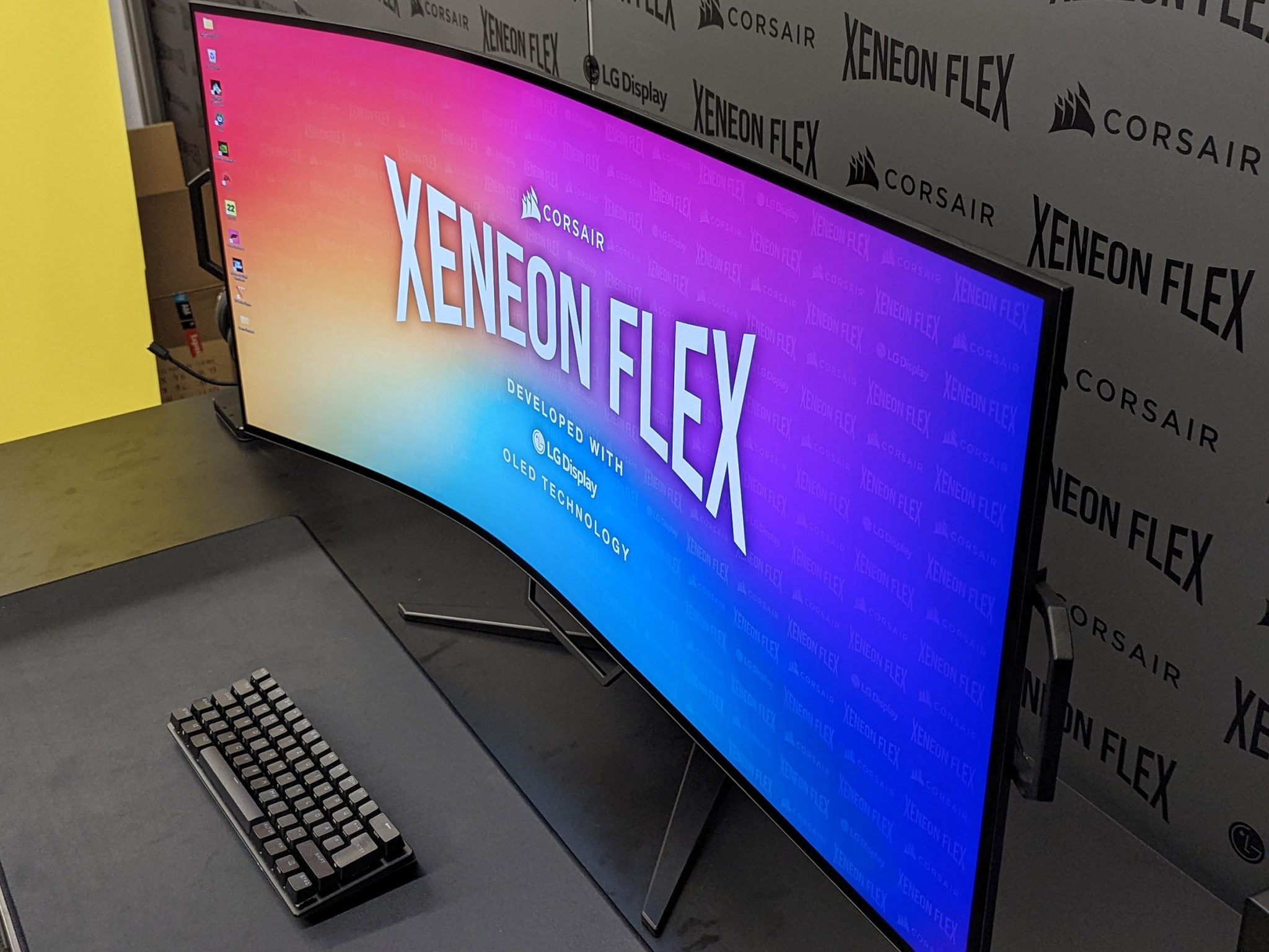 Corsair launches world’s first bendable OLED gaming display | KitGuru