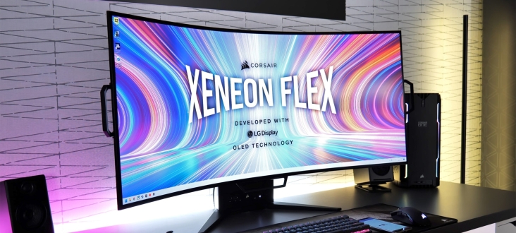 Corsair Xeneon Flex OLED – hands-on with the bendy screen! | KitGuru