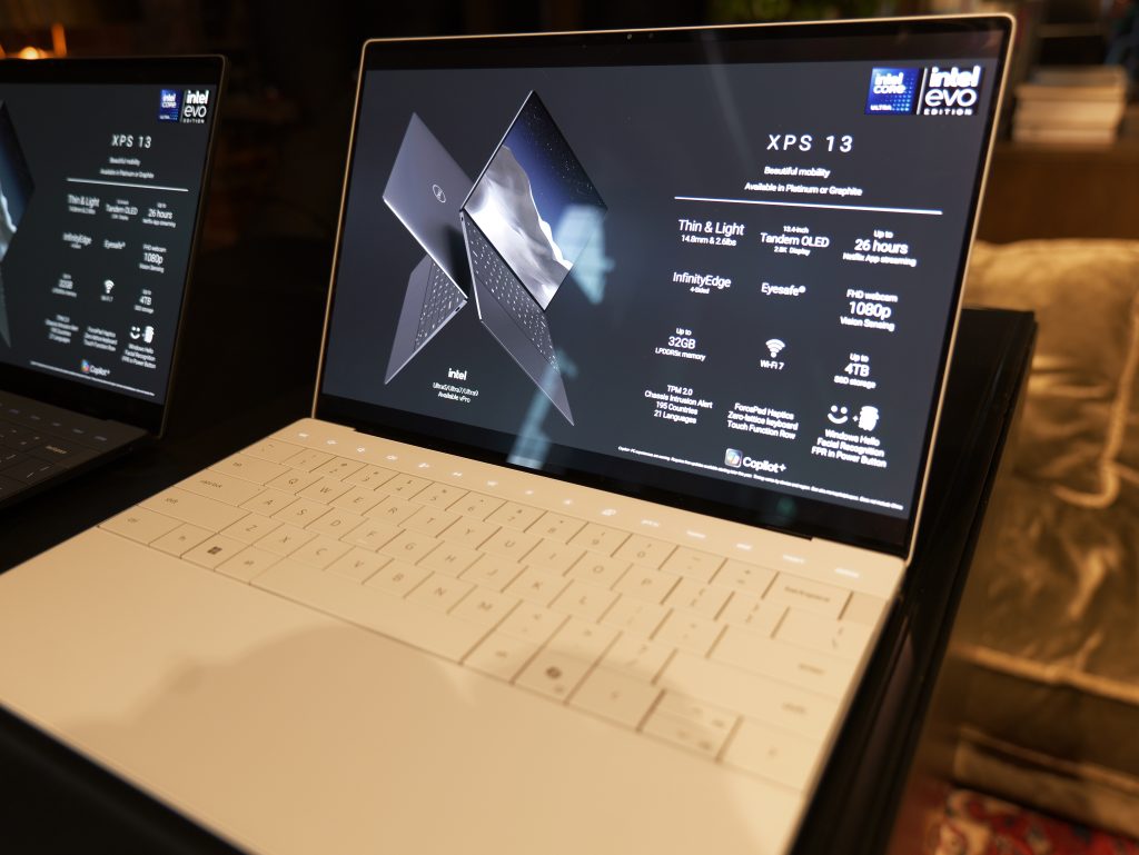 Intel Core Ultra 200V (Lunar Lake) announced, first laptops launch ...