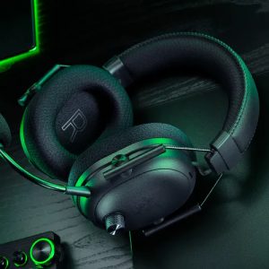Razer reveals new BlackShark V3 headsets with quad-microphone array ...